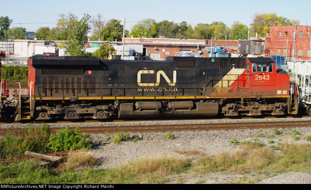 CN 2643